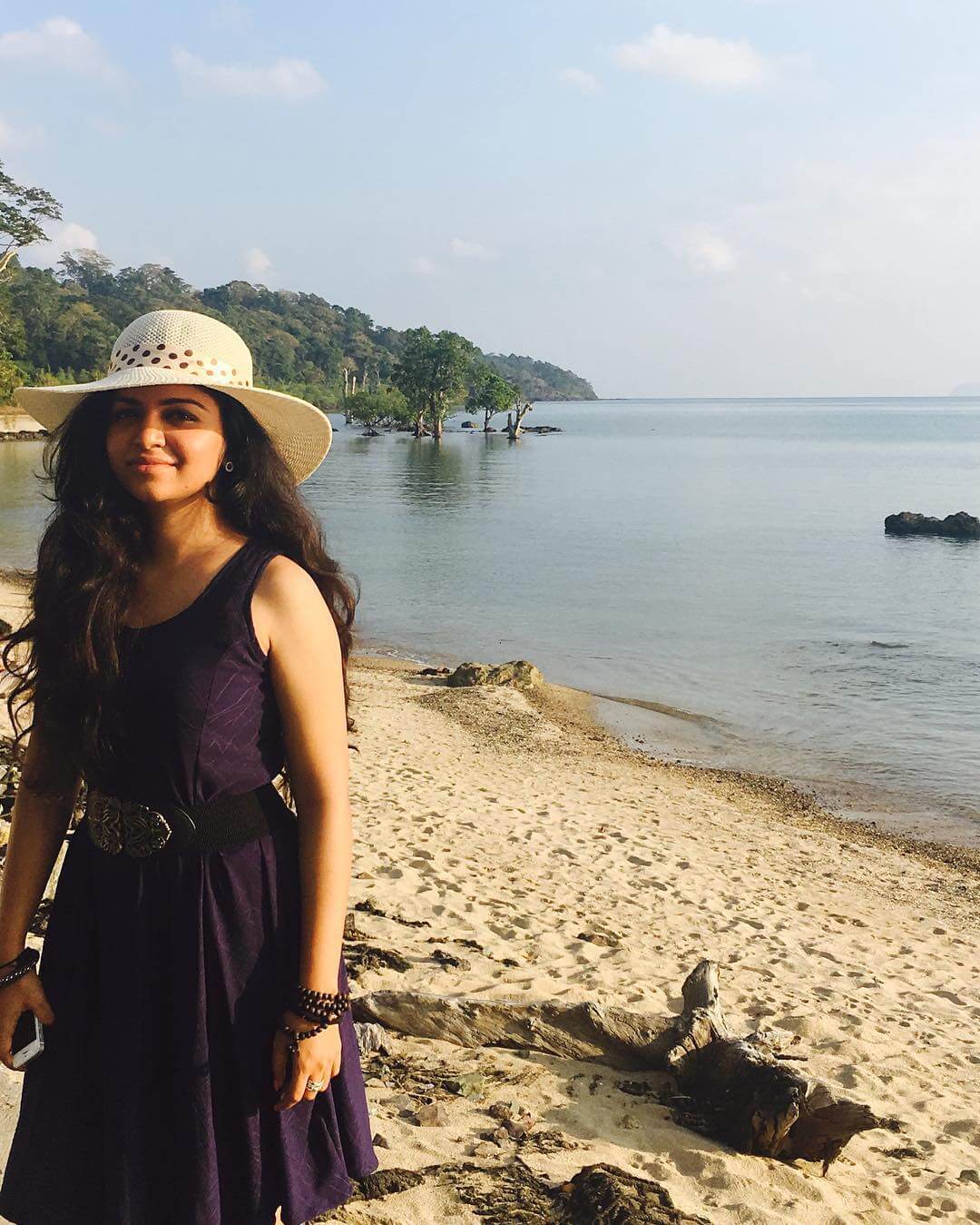 Raveena Ravi Wiki, Biography, Age, Family, Movies, Images - News Bugz Raveena Ravi Wiki, Biography, Age, Family, Movies, Images - News Bugz